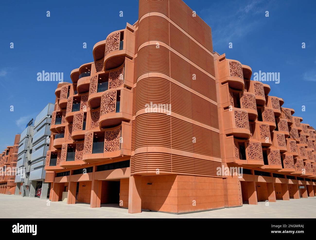 Houses, Masdar City urban development project, first emission-free eco ...