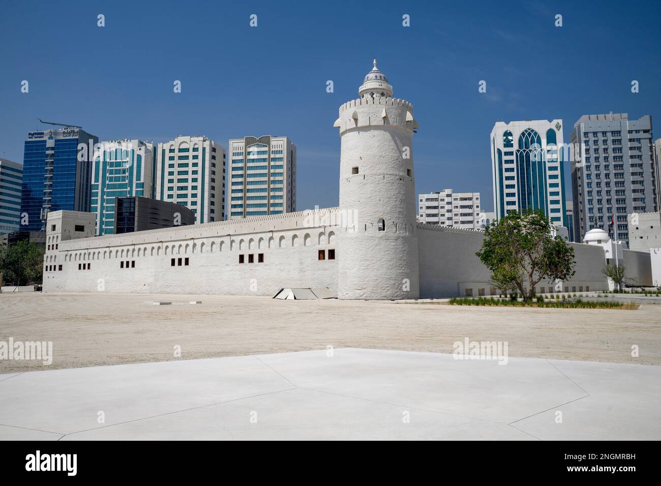 Old fort and museum Qasr al Hosn in front of skyscrapers, oldest ...