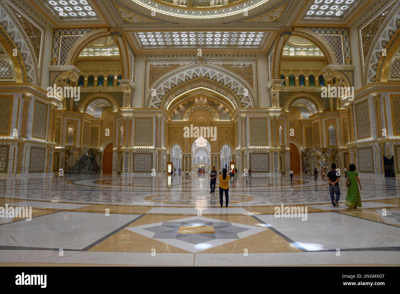 Qasr Al Watan, presidential palace, interior photo, Abu Dhabi City ...
