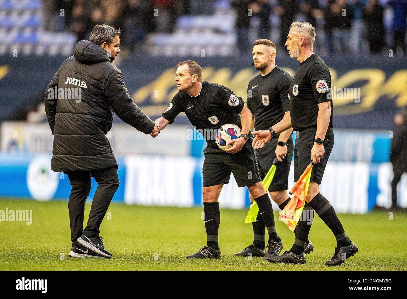 Norwich City manager David Wagner shaking hands with Referee Geoff ...