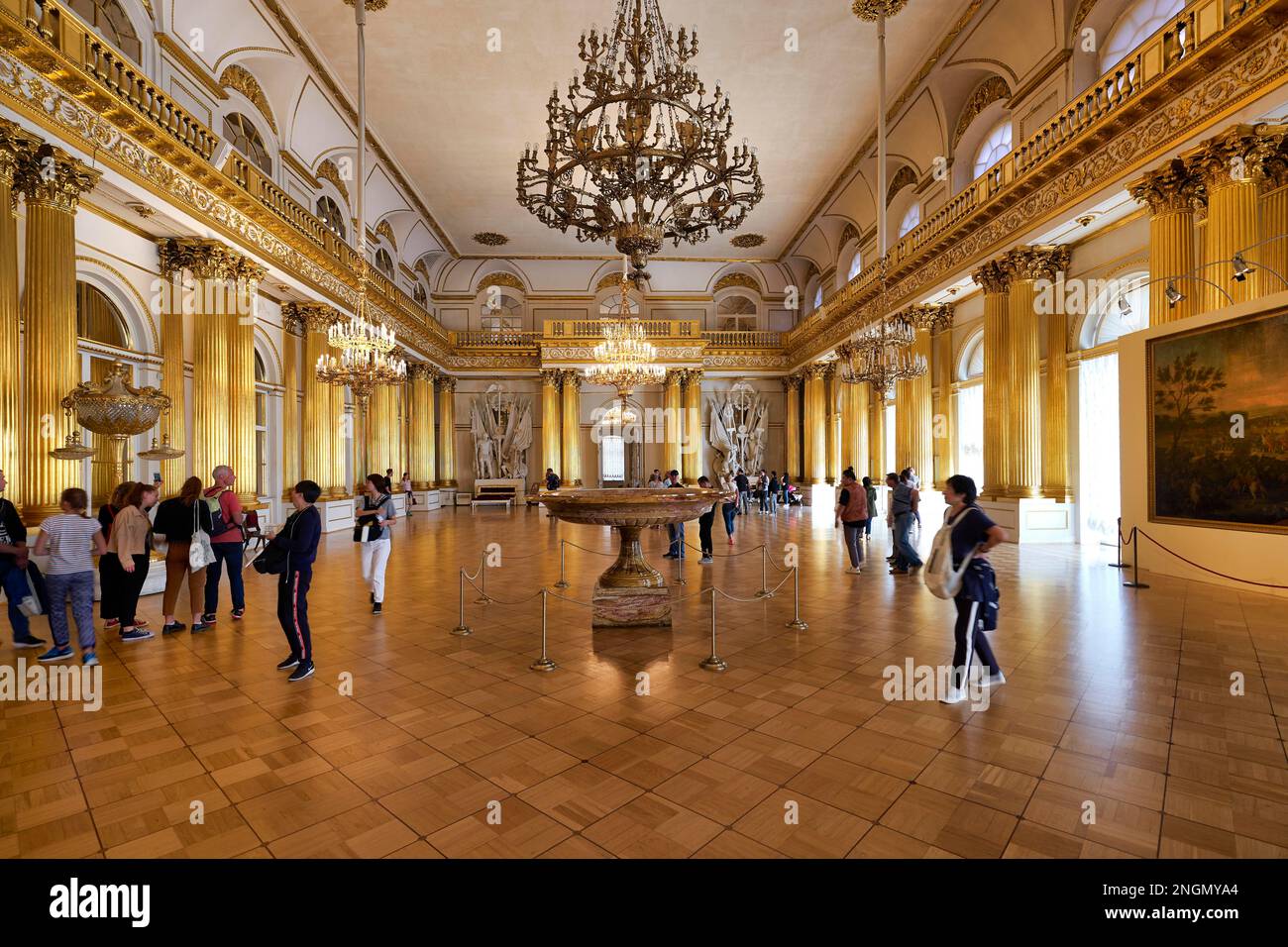 Winter palace st petersburg ballroom hi-res stock photography and ...