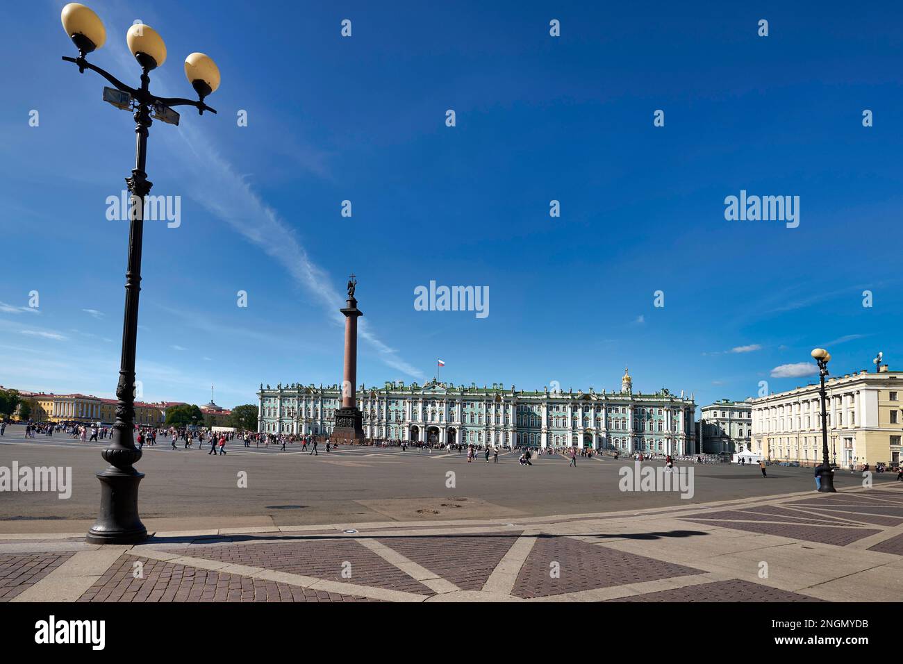 Illuminated hermitage hi-res stock photography and images - Alamy