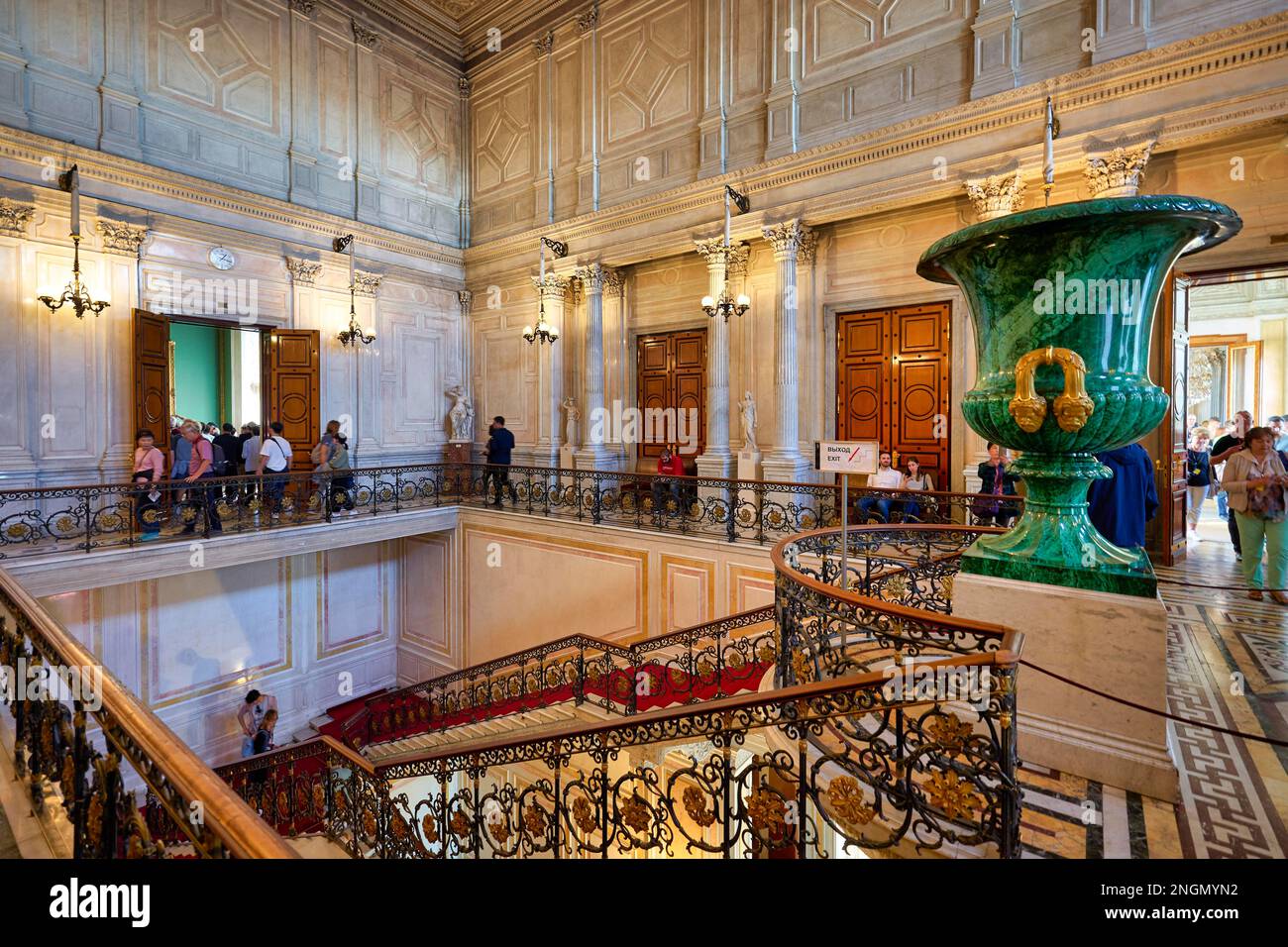 Hermitage museum architecture area hi-res stock photography and images ...