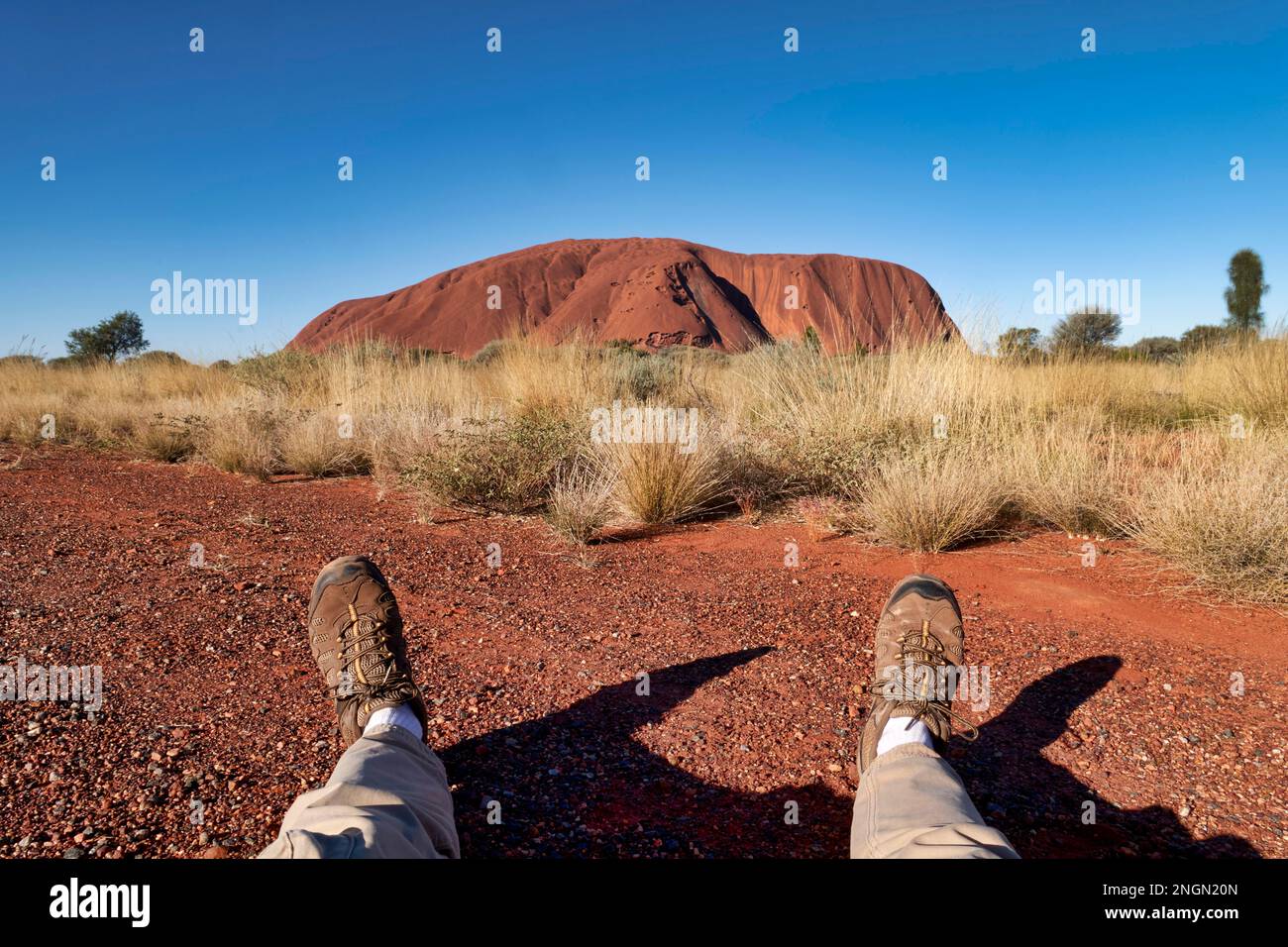 Uluru australia person hi-res stock photography and images - Alamy