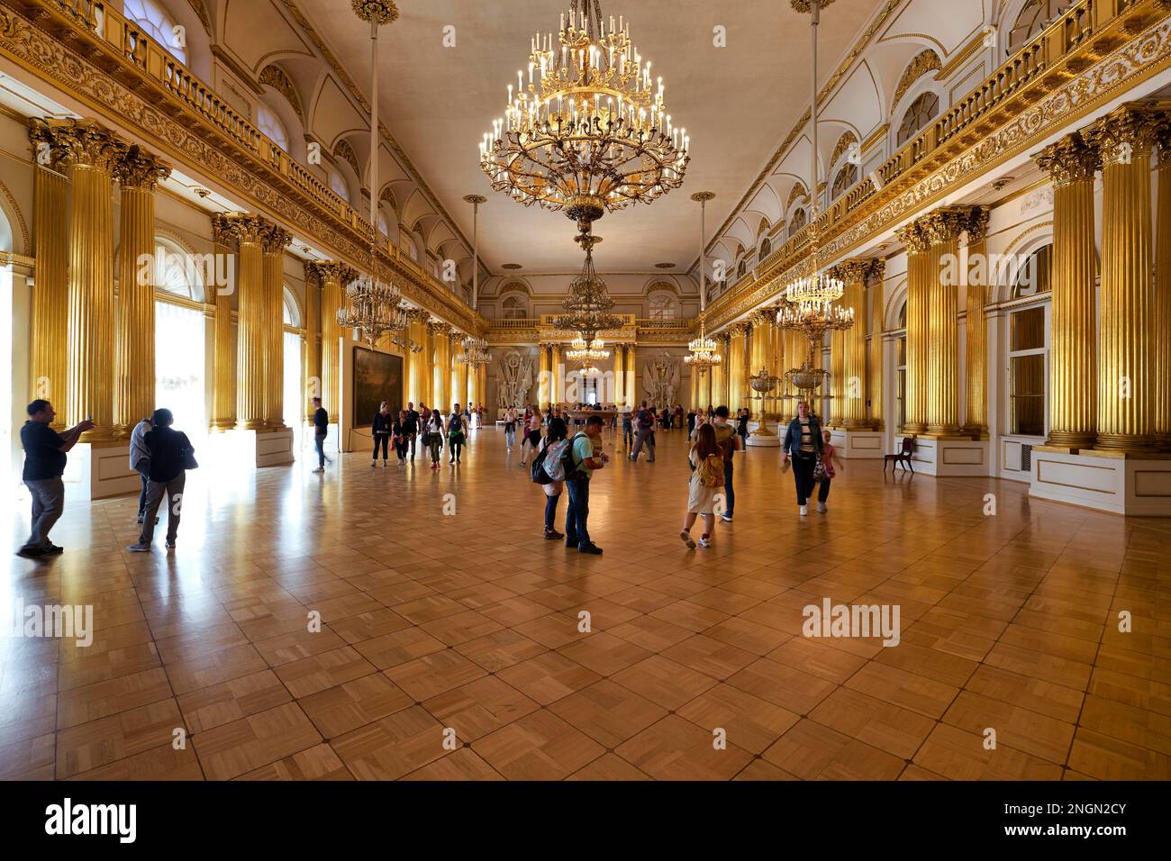 Winter palace st petersburg ballroom hi-res stock photography and ...
