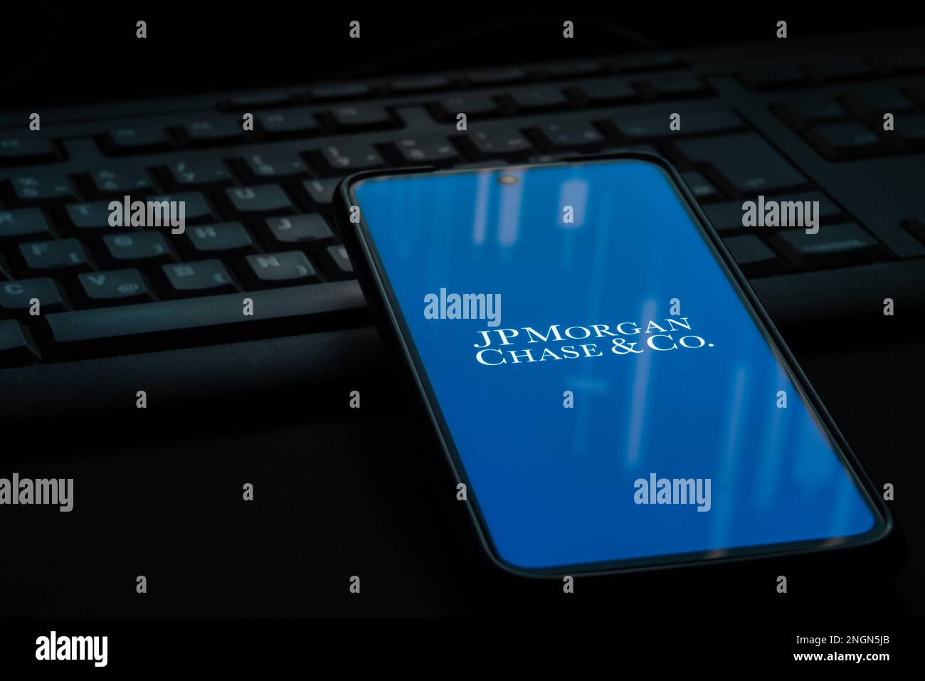 Chase bank logo hi-res stock photography and images - Alamy