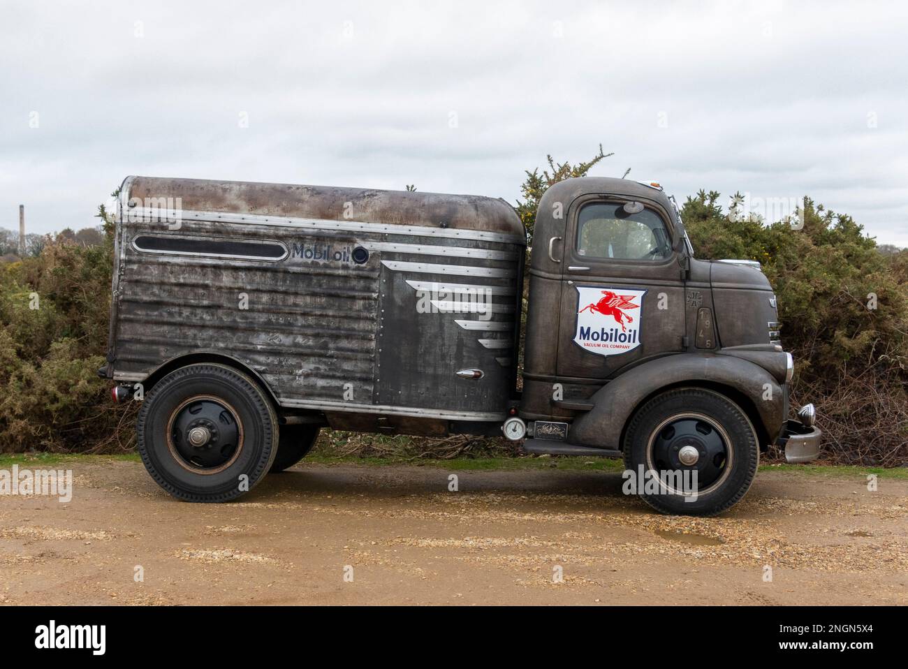 1946 Chevrolet COE (cab over engine) truck Stock Photo - Alamy