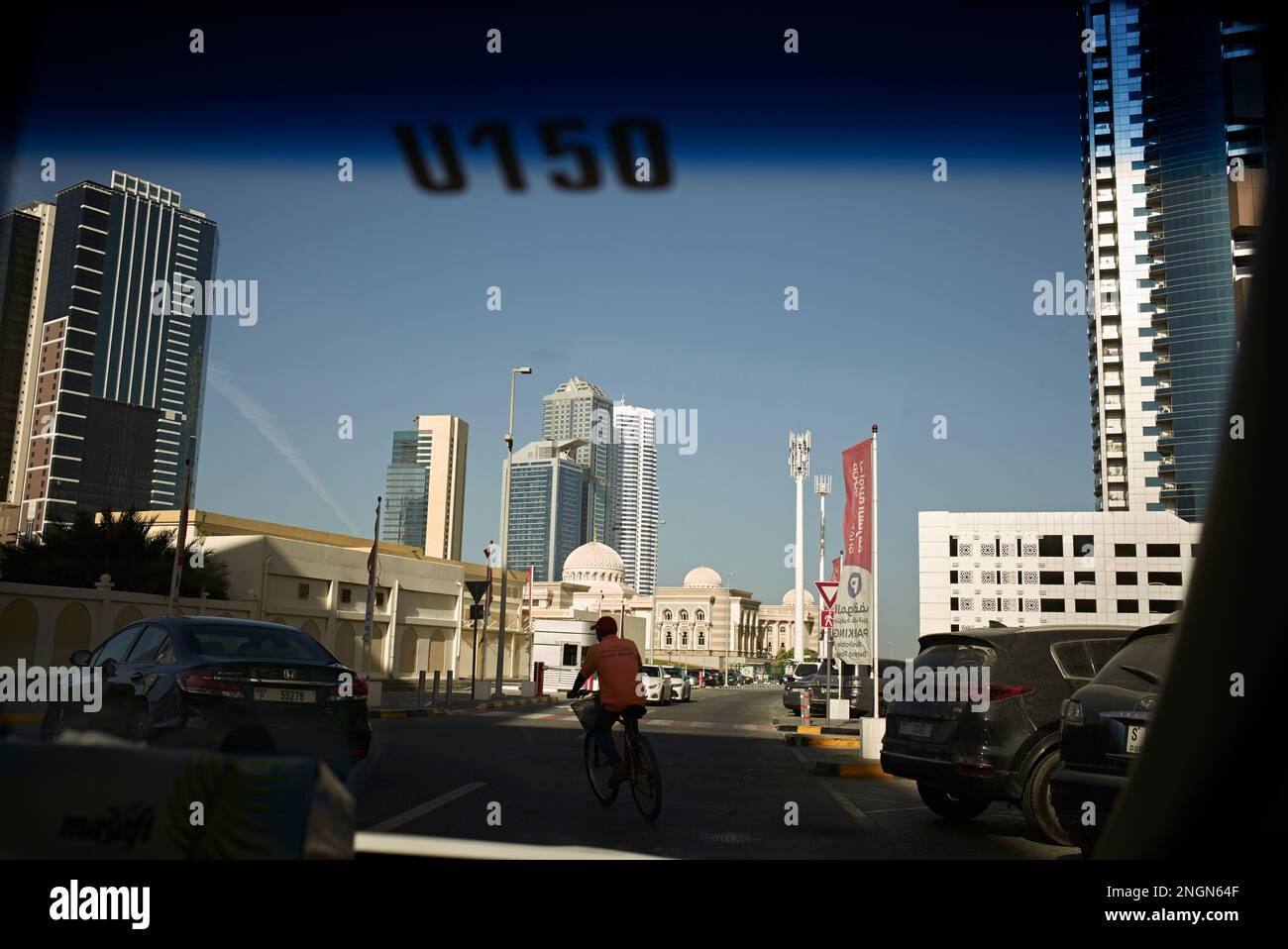 Traffic jams in Dubai Stock Photo - Alamy Traffic jams in Dubai Stock Photo - Alamy
