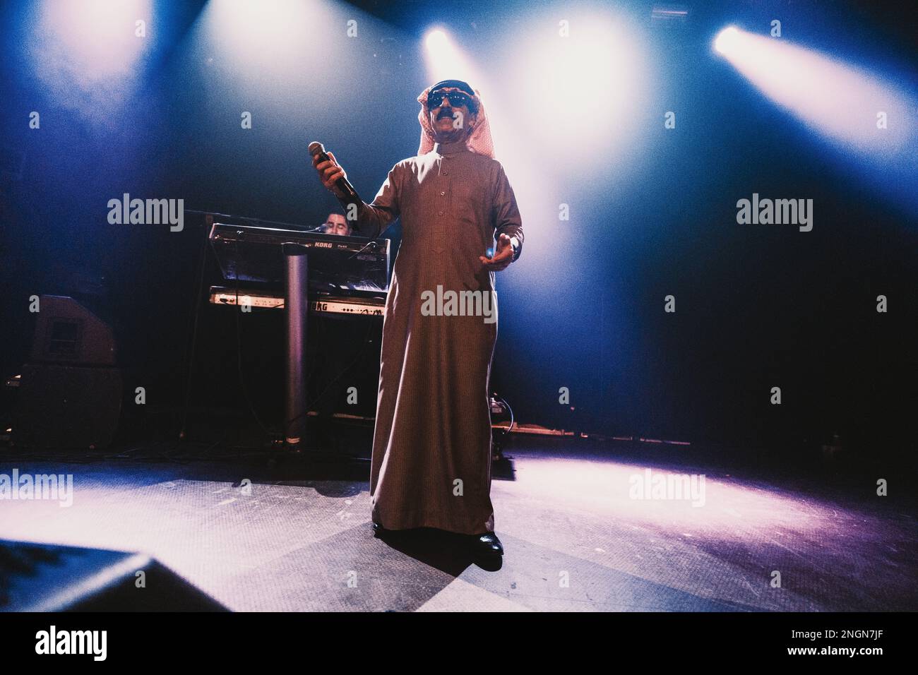 Singer omar hi-res stock photography and images - Alamy