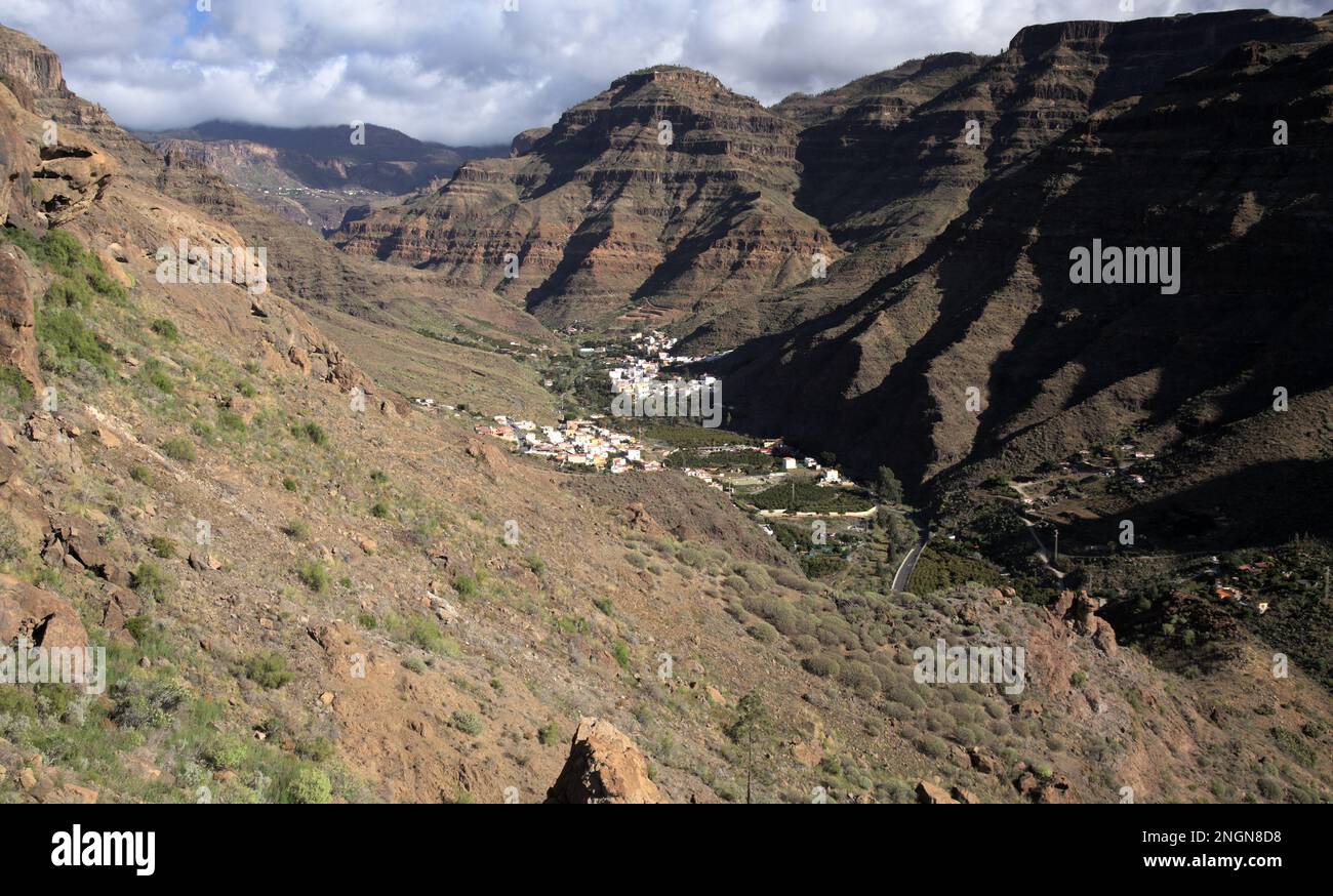 Gran Canaria, landscape of the southern part of the island along ...