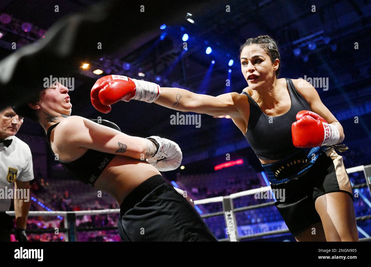 Stuttgart, Germany. 18th Feb, 2023. Boxing: Ikram Kerwat (r) from the ...