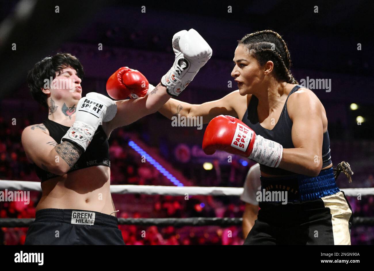 Stuttgart, Germany. 18th Feb, 2023. Boxing: Ikram Kerwat (r) from the ...