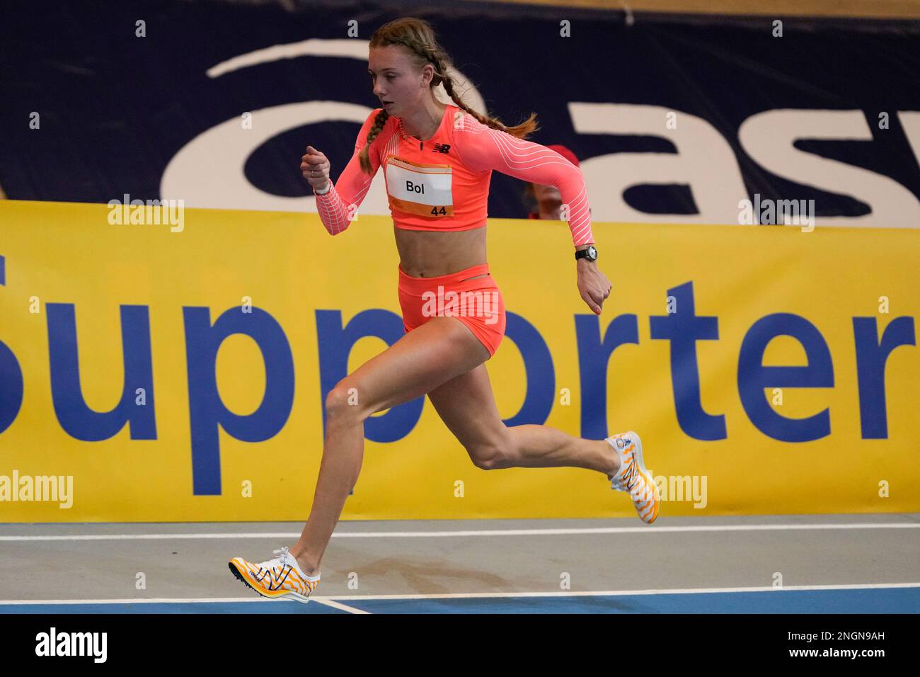 APELDOORN, NETHERLANDS - FEBRUARY 18: Femke Bol competing on the 400m ...