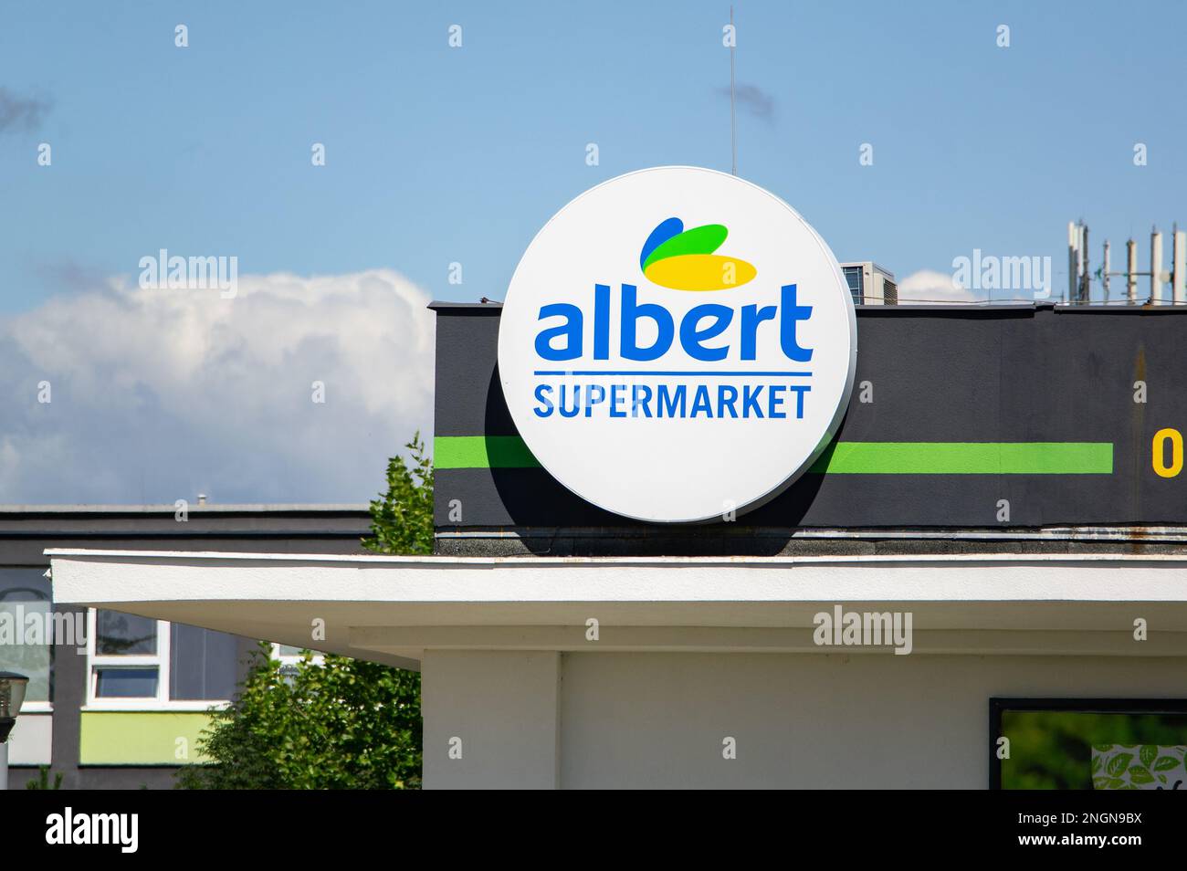 Albert supermarket logo hi-res stock photography and images - Alamy