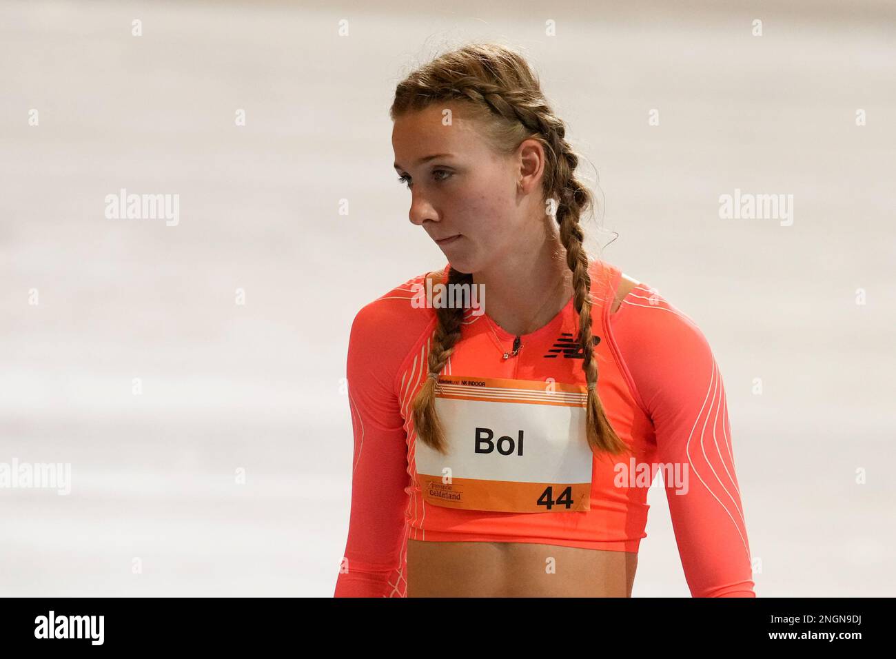 Femke bol competing on the 400m women hi-res stock photography and ...