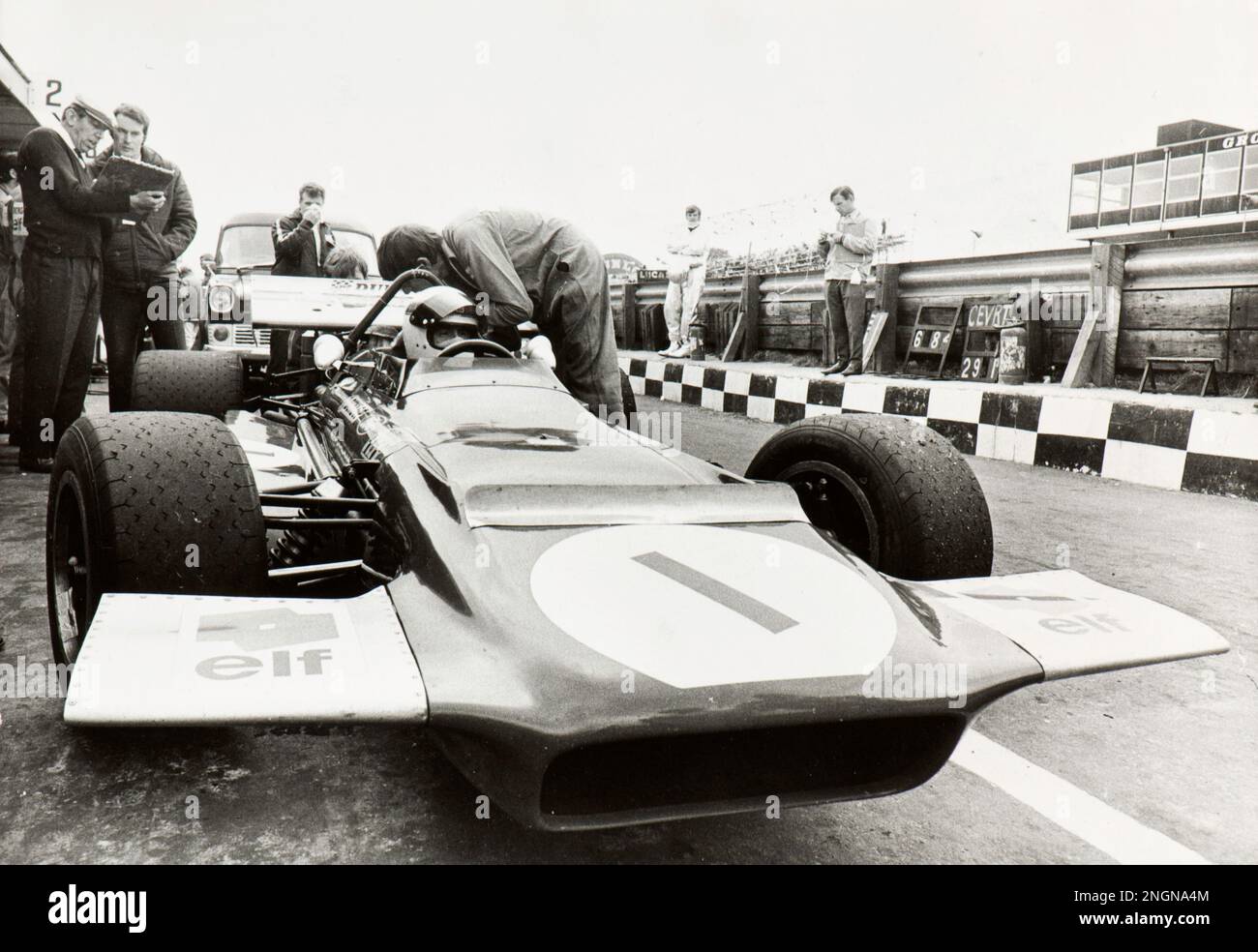 The scottish top Formula 1 racing winner, Jakie Stewart ready to leave ...