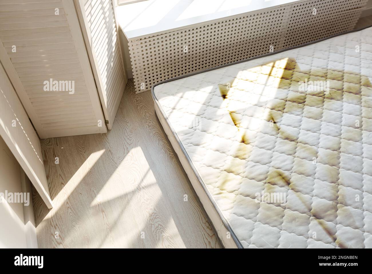 Soiled mattress hi-res stock photography and images - Alamy