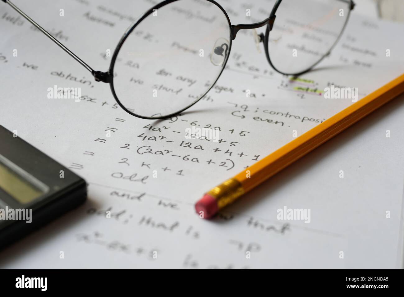 Hand writing algebra equations hi-res stock photography and images - Alamy