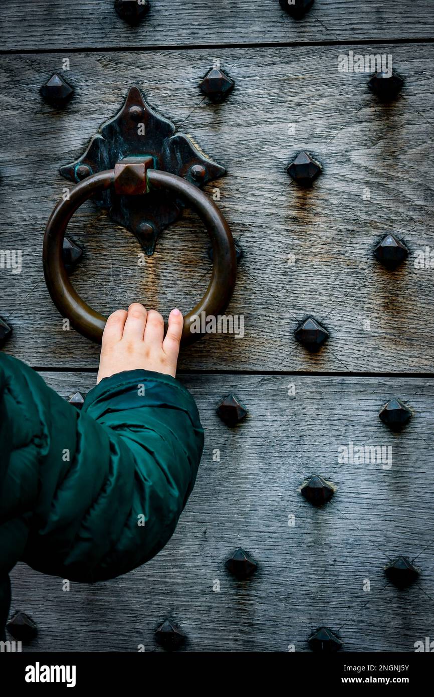 Eaves beams hi-res stock photography and images - Alamy