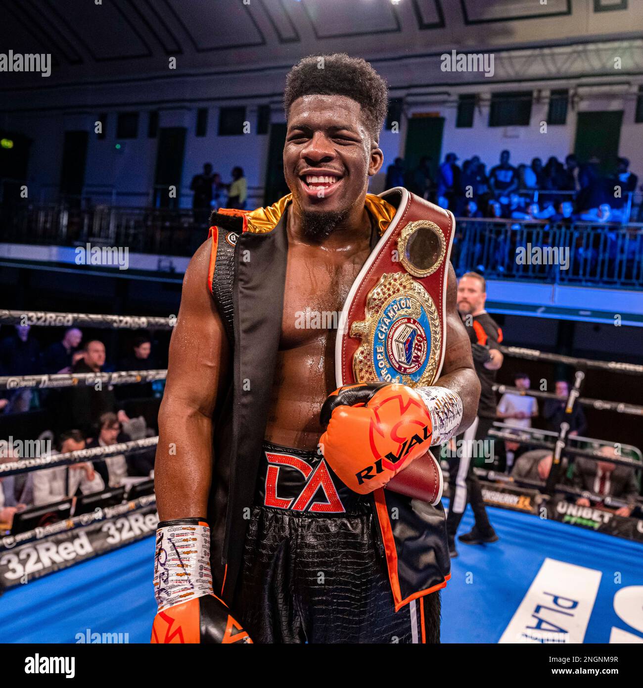 Adeleye vs bezus fight night hi-res stock photography and images - Alamy