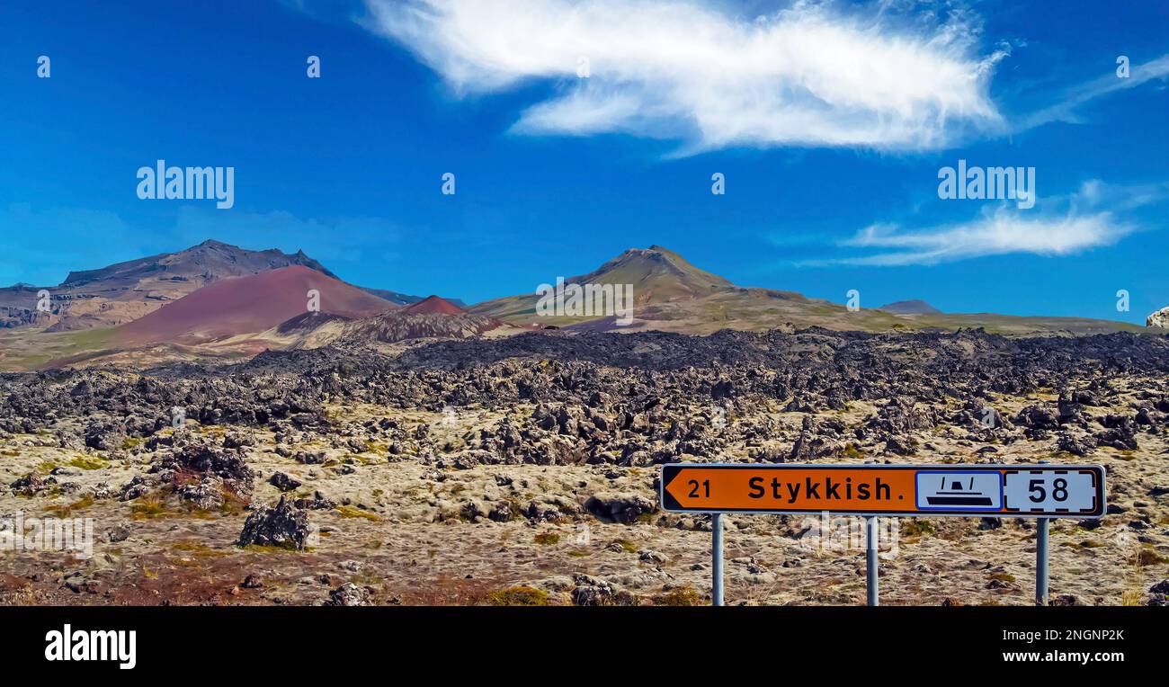 Beautiful icelandic volcanic landscape, volcano crater, lava ash field ...
