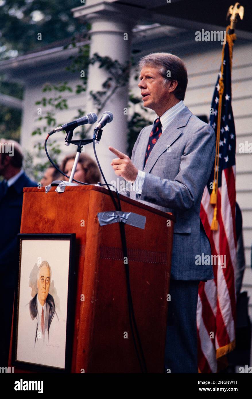Jimmy Carter Kicks Off 1976 Campaign in Warm Springs, Georgia at FDR's ...