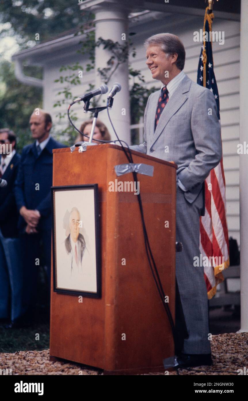 Jimmy Carter Kicks Off 1976 Campaign in Warm Springs, Georgia at FDR's ...