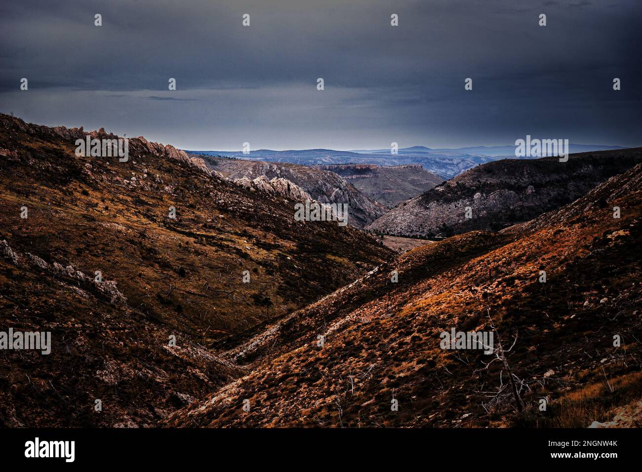 Mountain landscape with mesas, desert like, near Aliaga in Spain Stock ...