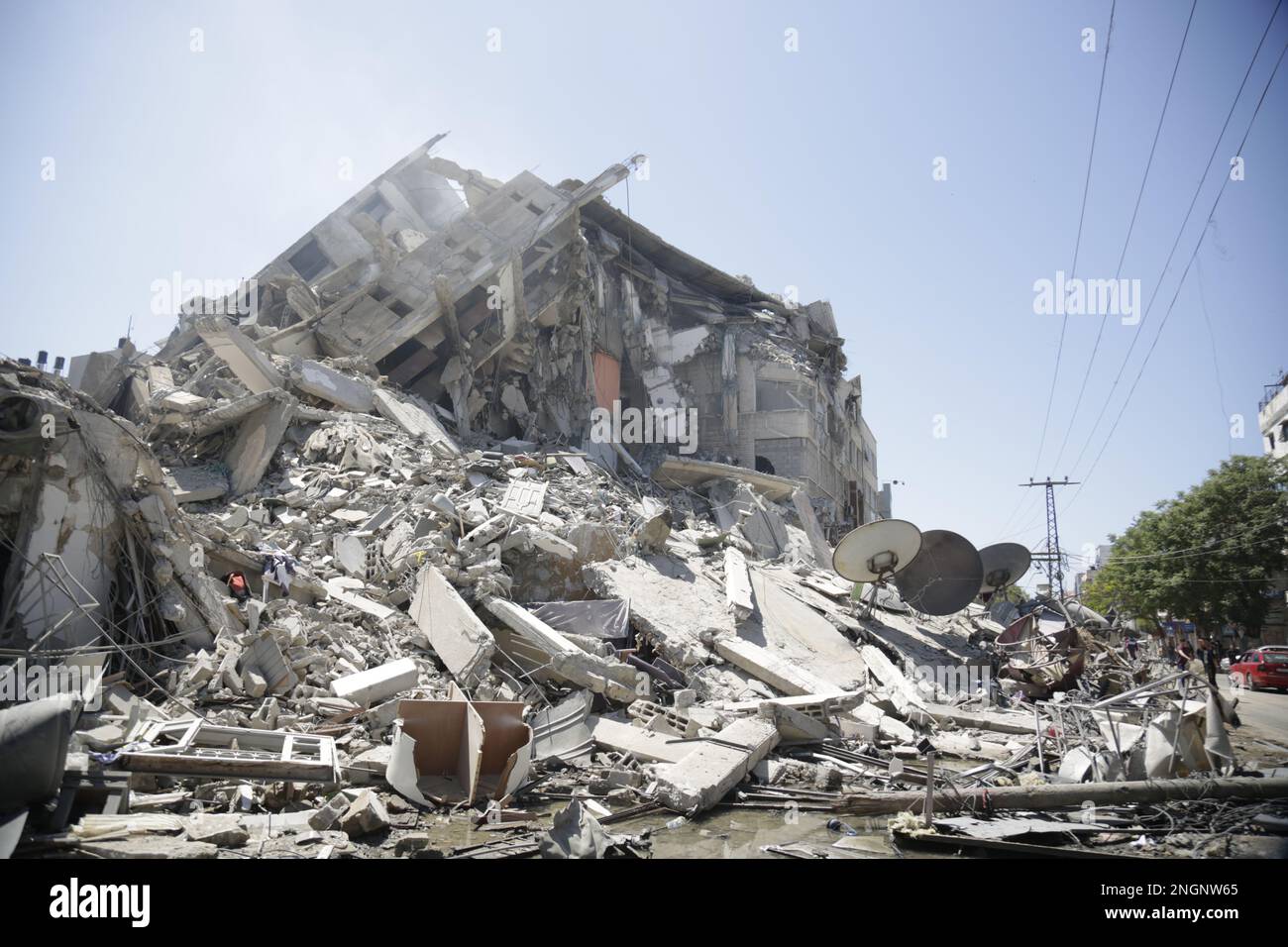 Gaza, Palestine. The effects of the destruction of Al-Shorouk Tower ...