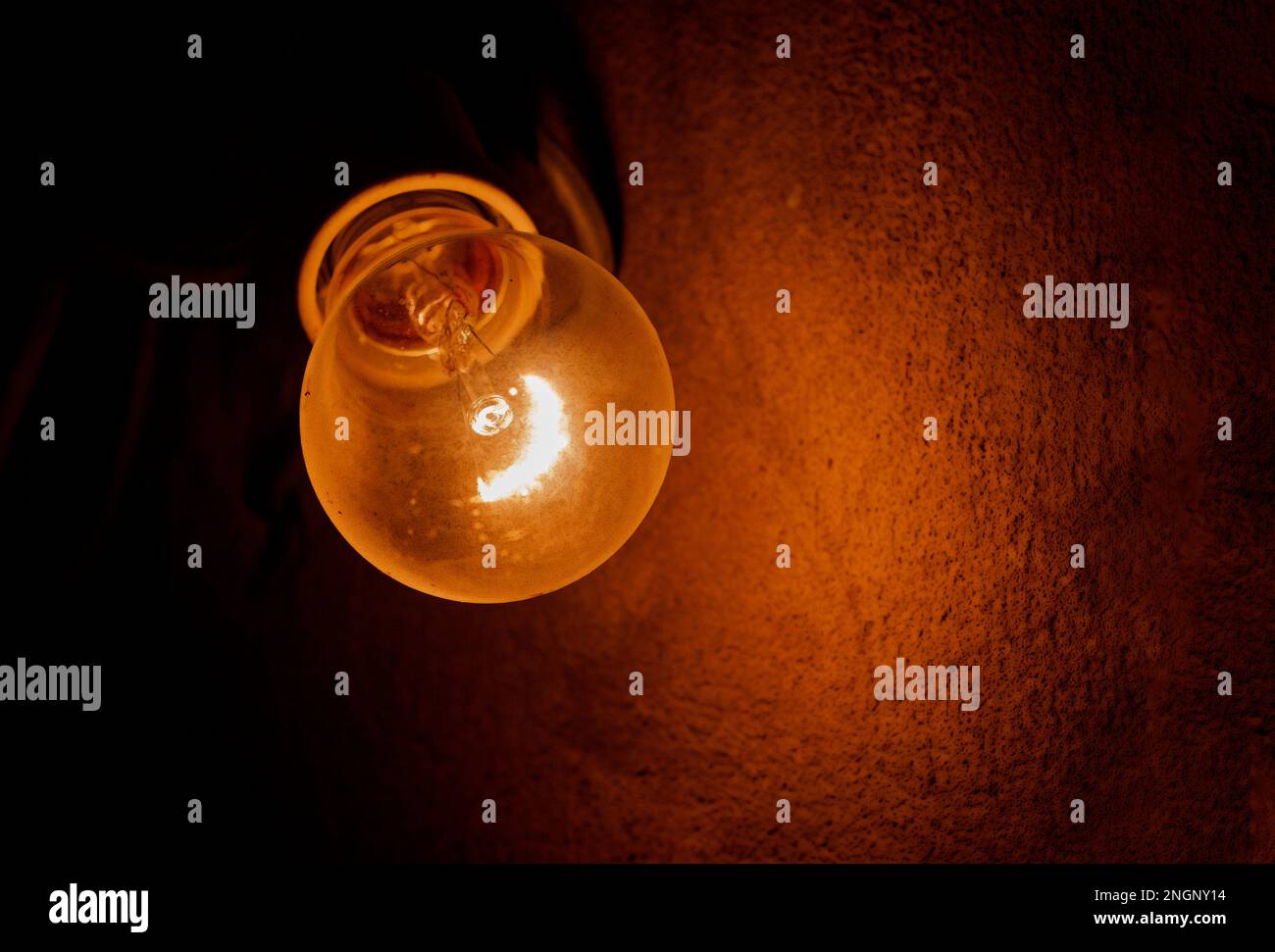 Dark light electric war hi-res stock photography and images - Alamy