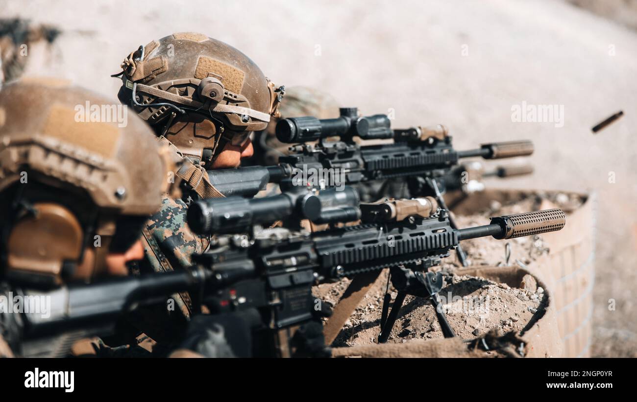 U.S. Marines with 3d Littoral Combat Team, 3d Marine Littoral Regiment ...