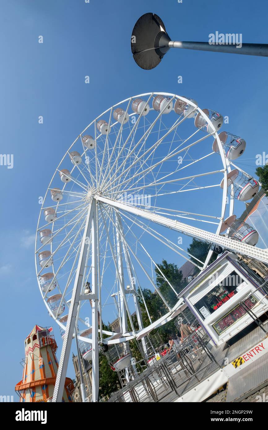The Ferris Wheel in Millenium Square, Bristol, England Stock Photo - Alamy