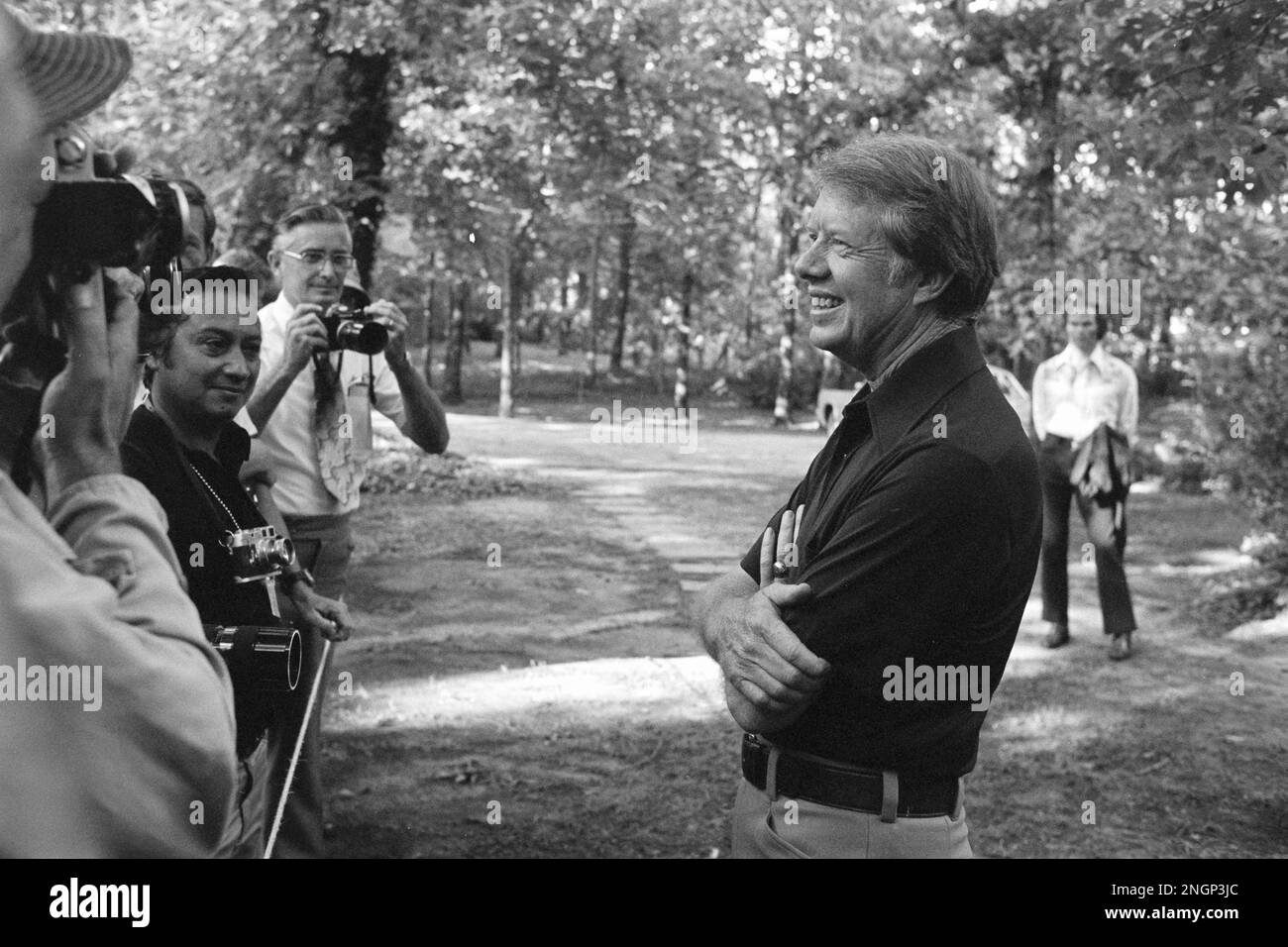 US Democratic presidential nominee Jimmy Carter chats with members of ...