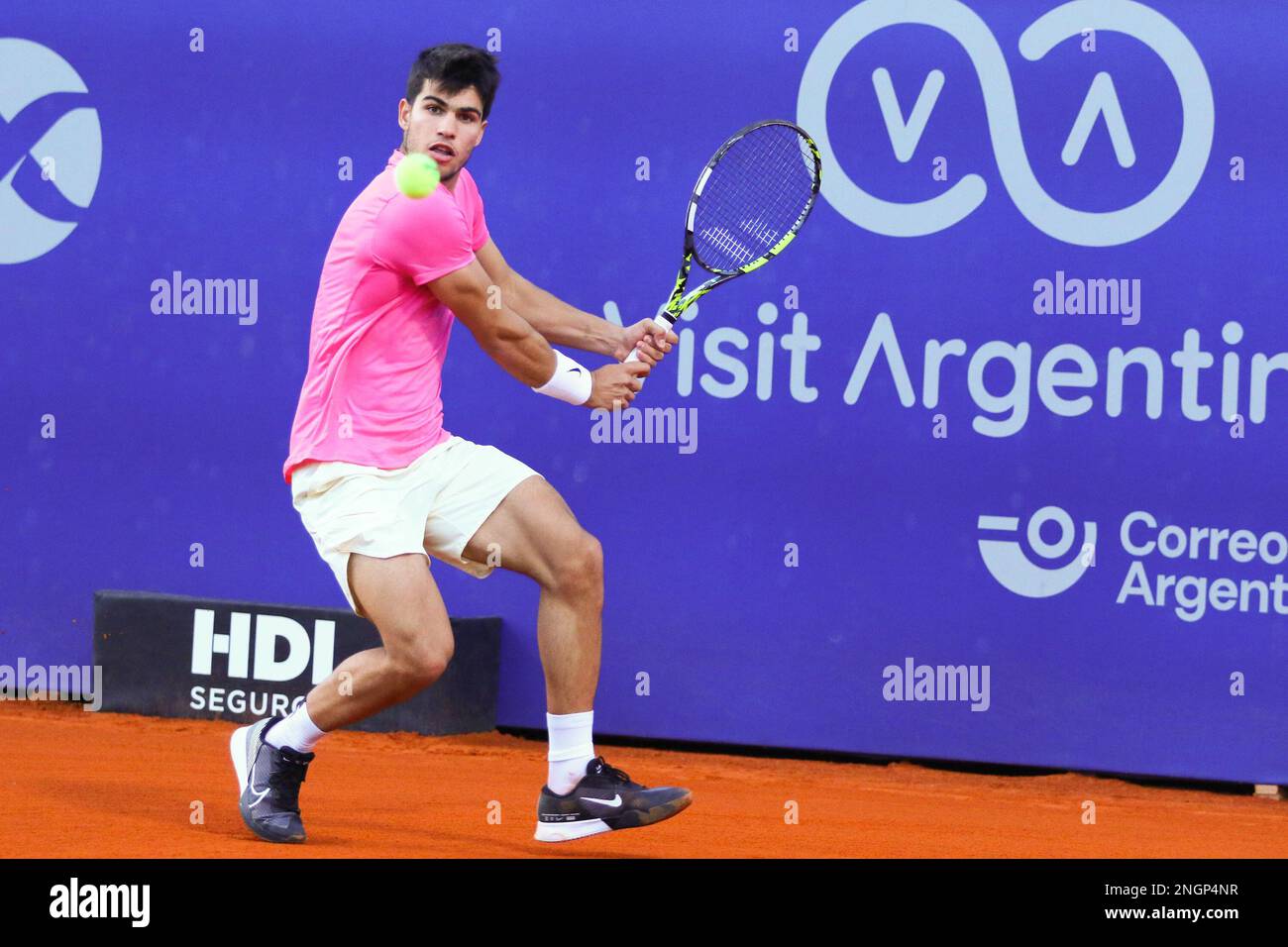 Spa de tierra hi-res stock photography and images - Alamy