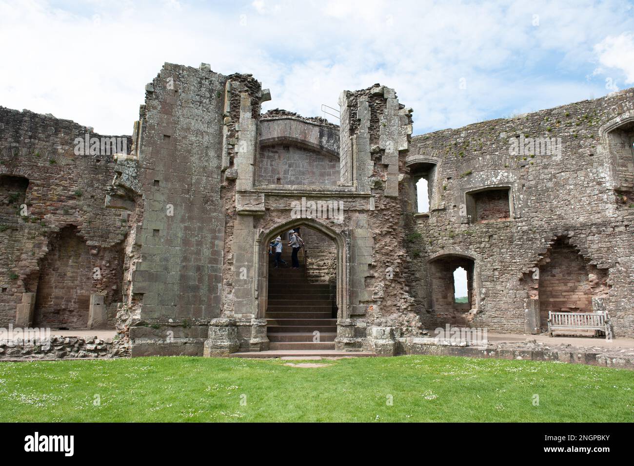 Medieval welsh castle hi-res stock photography and images - Alamy