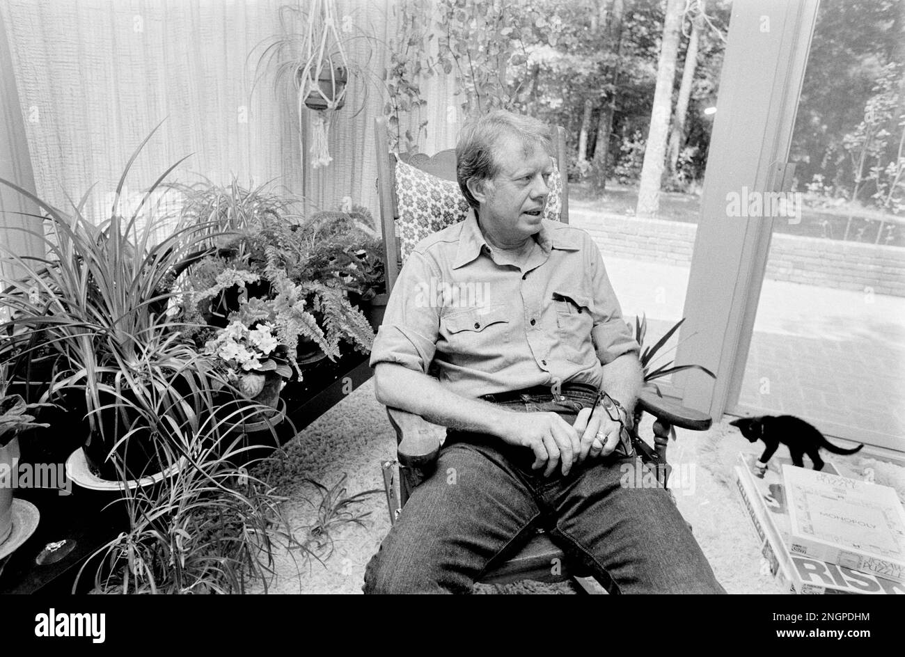 Jimmy Carter, wife Rosalynn and daughter Amy Carter at home in their ...
