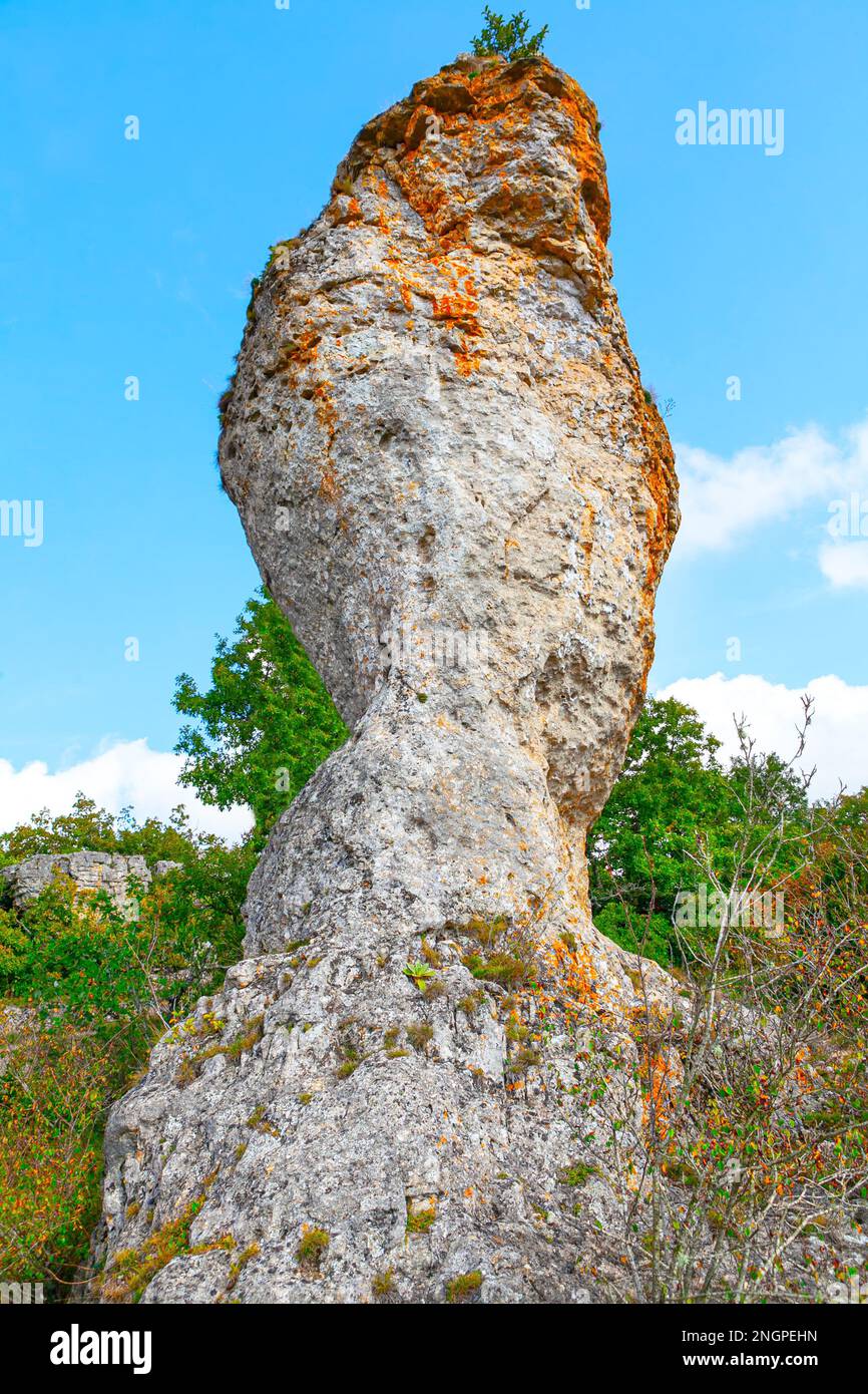 Block shaped rocks hi-res stock photography and images - Alamy