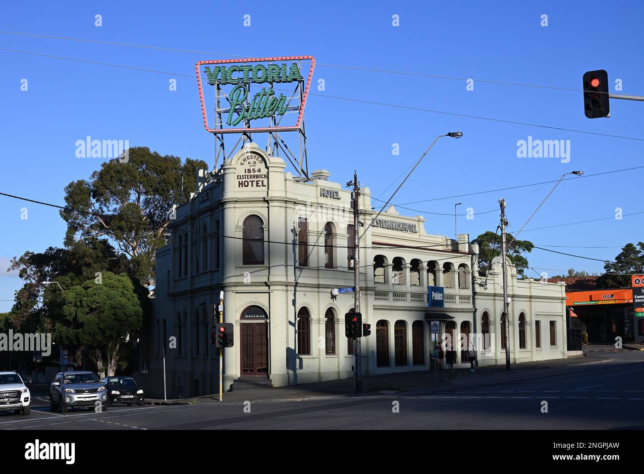The exterior of the Elsternwick Hotel during a bright and sunny morning Stock Photo - Alamy