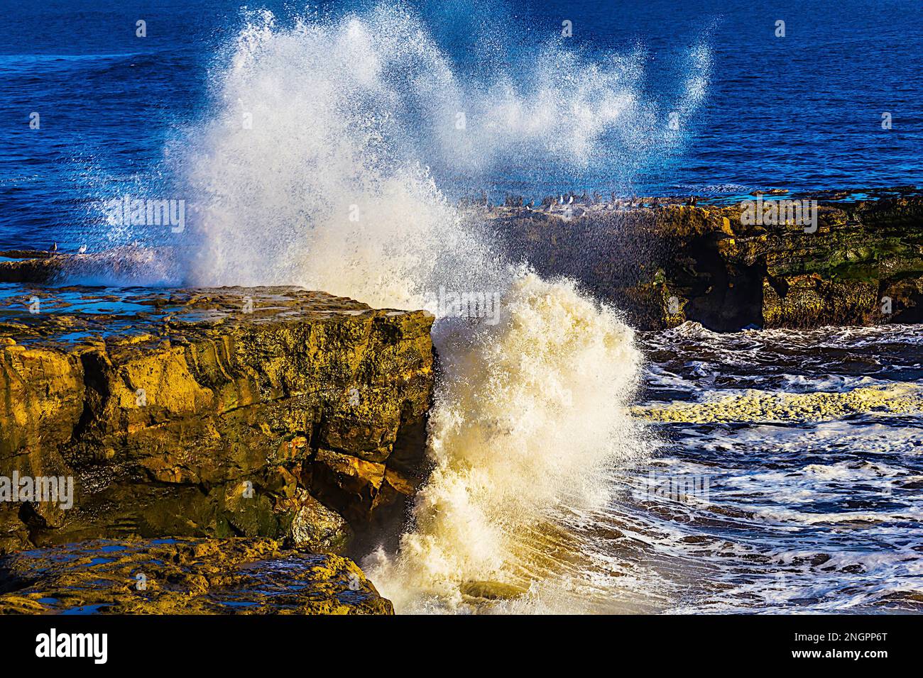 Tides are huge hi-res stock photography and images - Alamy