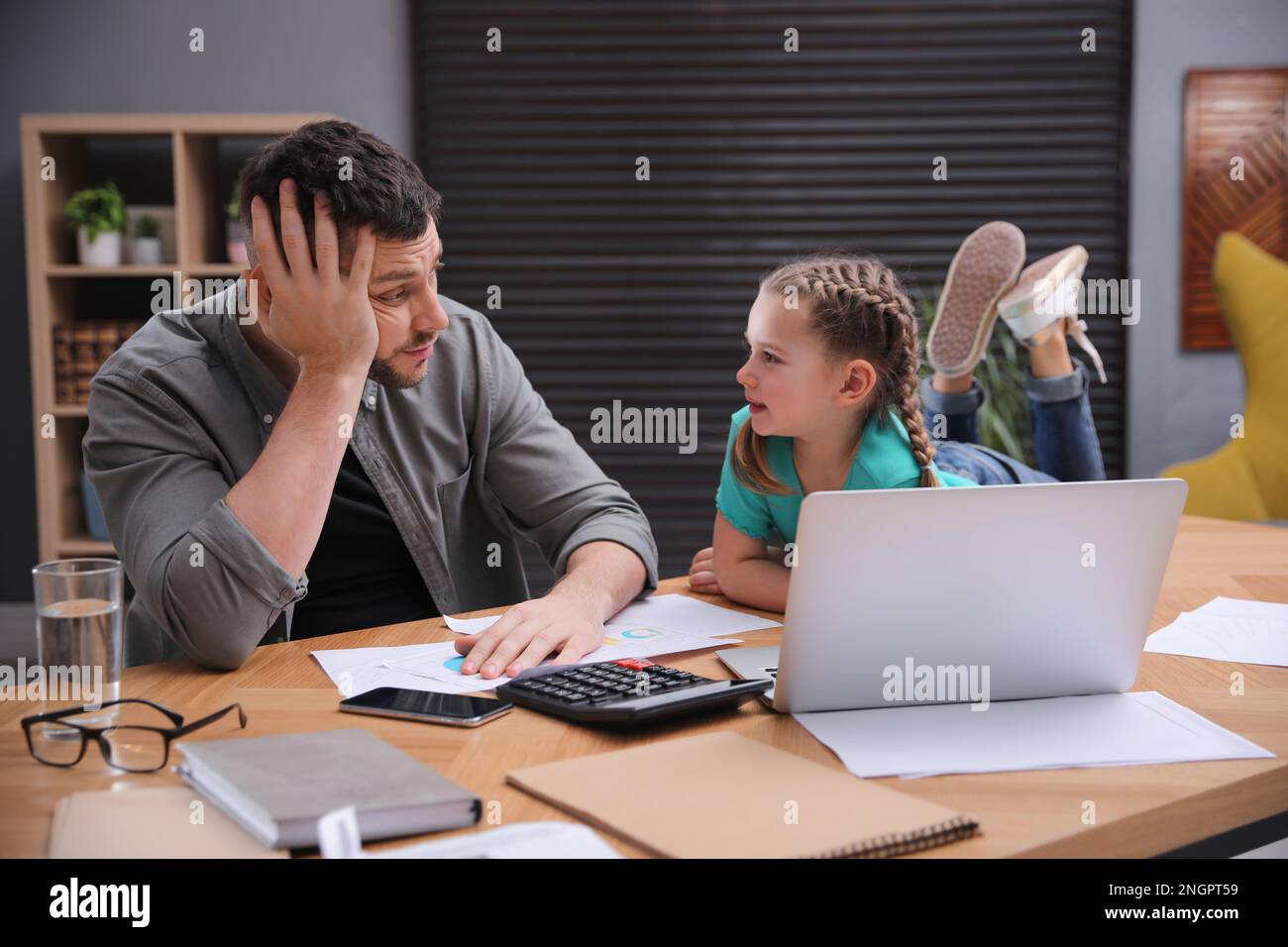 Parenting stress hi-res stock photography and images - Alamy