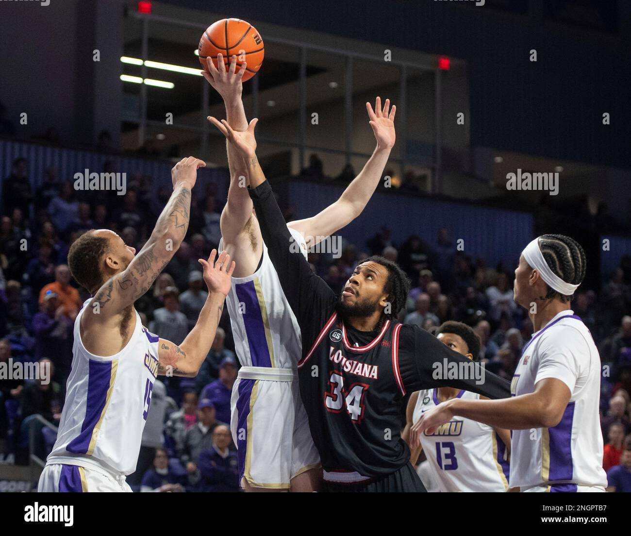 Louisiana forward Terence Lewis II (34) reaches for a rebound against ...