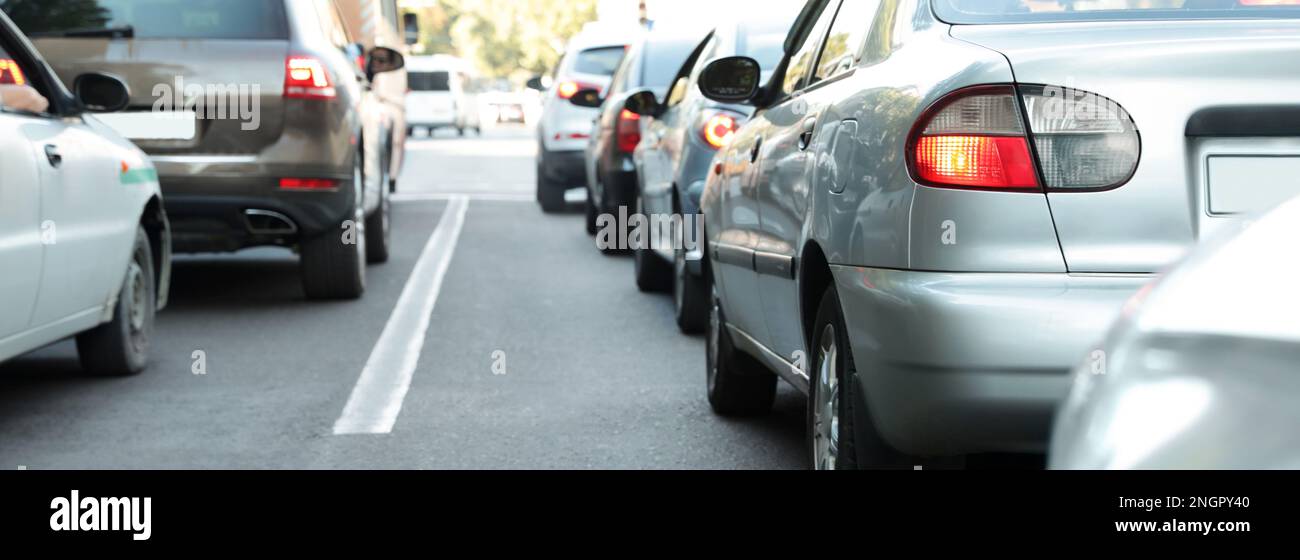 Cars in traffic jam on city street. Banner design Stock Photo - Alamy