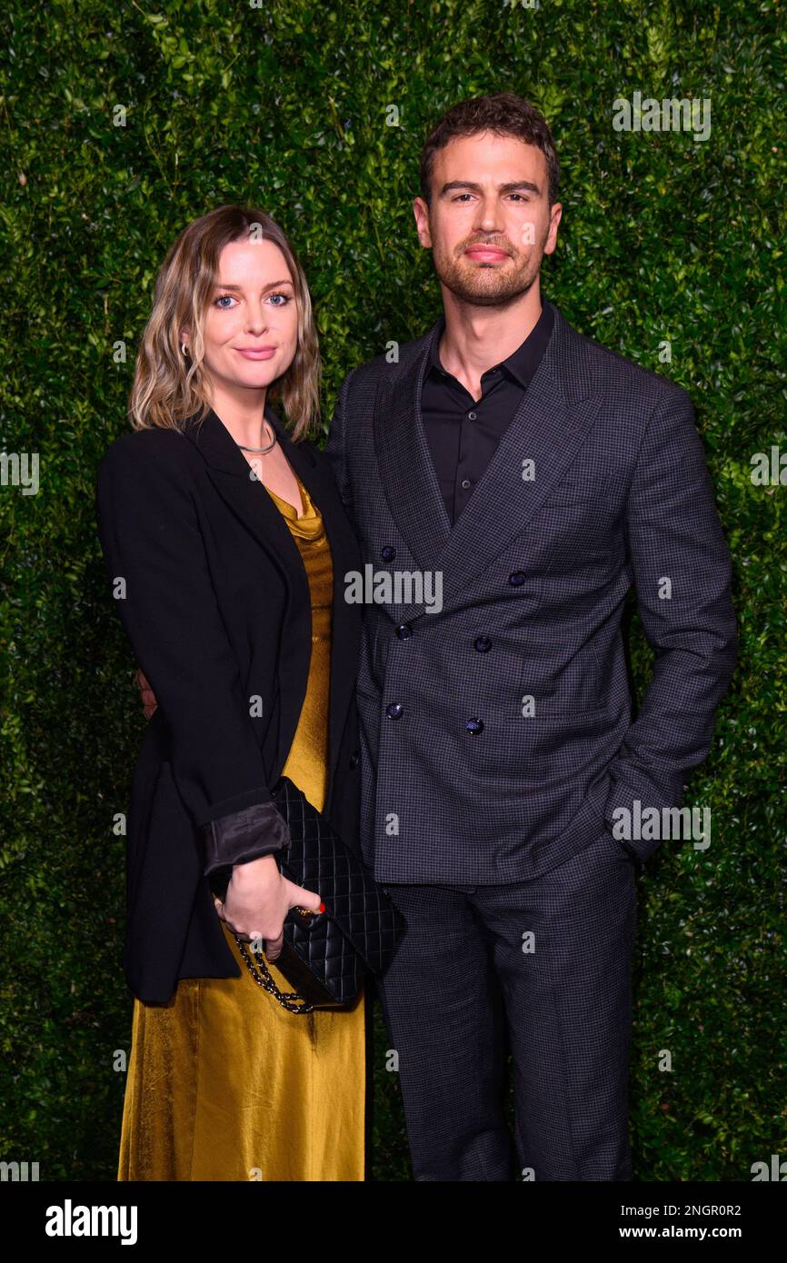 Theo James Girlfriend Ruth
