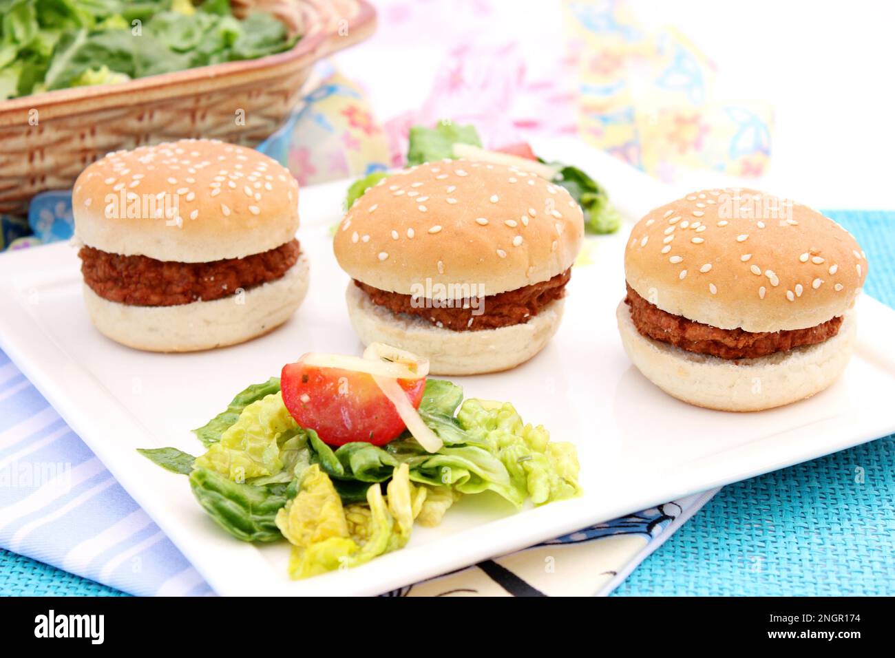 Snack mittag hi-res stock photography and images - Alamy