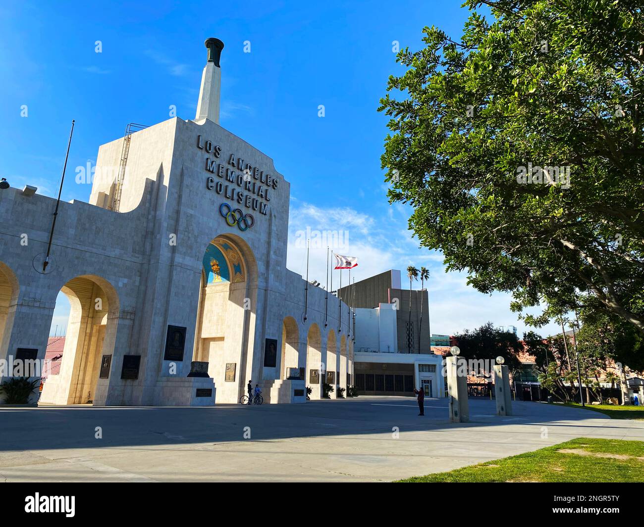 Usc memorial stadium hi-res stock photography and images - Alamy