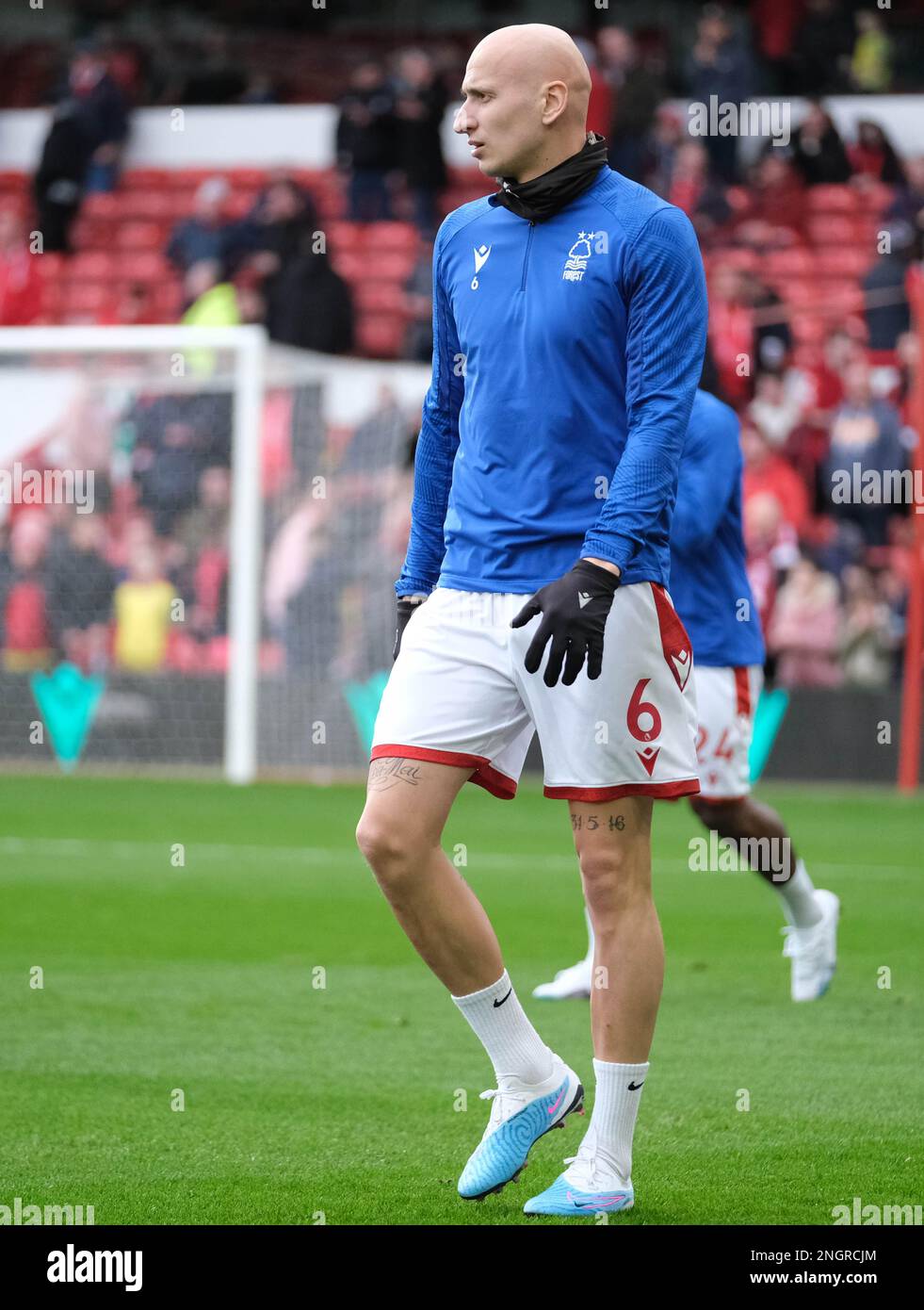 Shelvey nottingham forest hi-res stock photography and images - Alamy