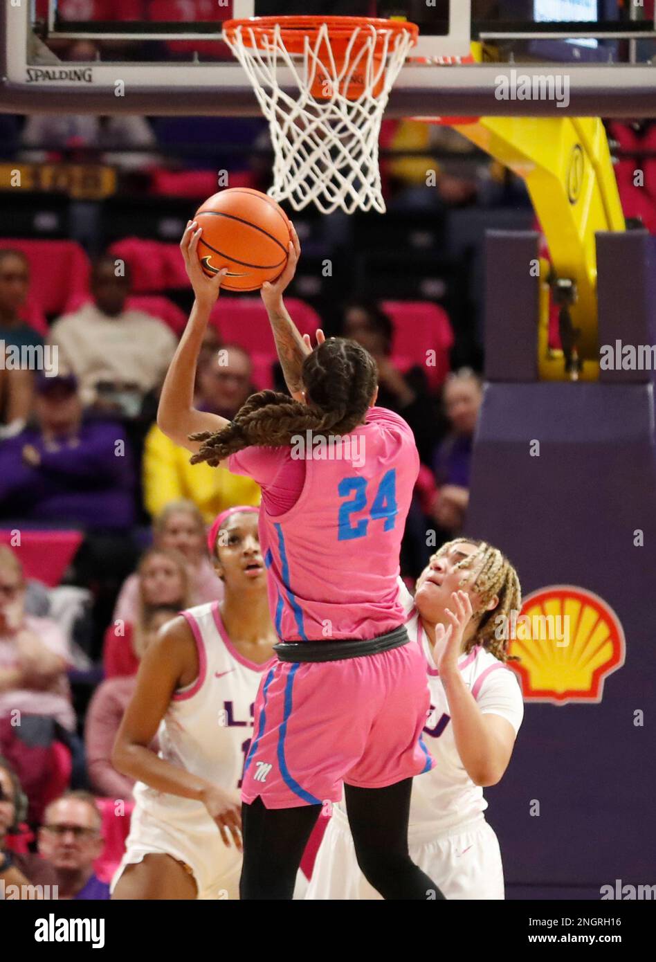 Ole Miss Rebels forward Madison Scott (24) shoots a jumper over LSU ...