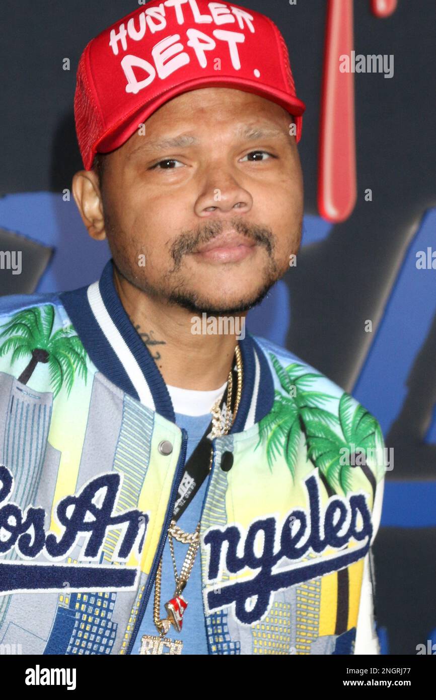 LOS ANGELES - FEB 15: De'Aundre Bonds at the Snowfall Series Six ...