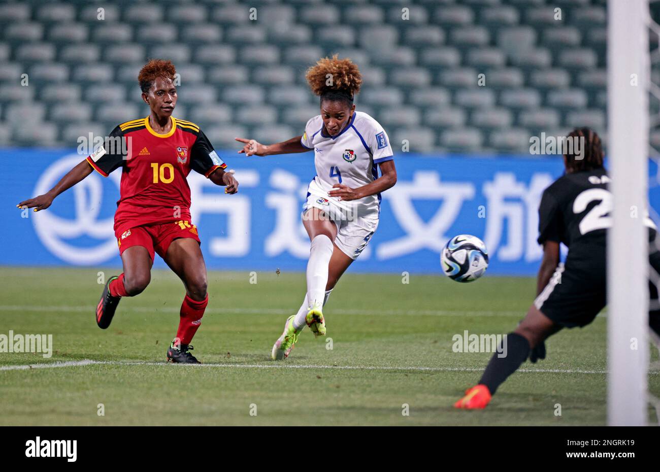 Katherine castillo hi-res stock photography and images - Alamy