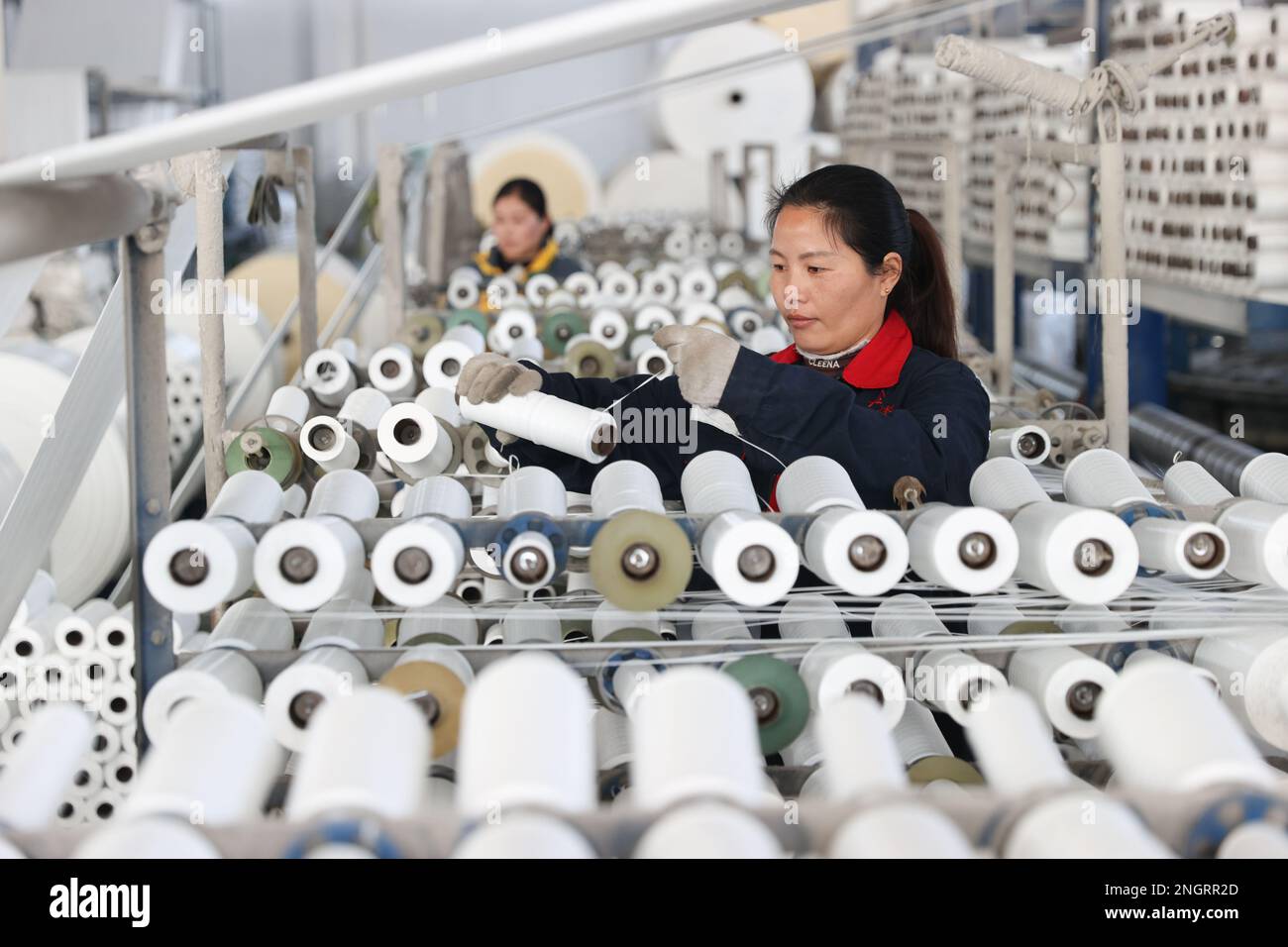 Plastic weaving hi-res stock photography and images - Alamy